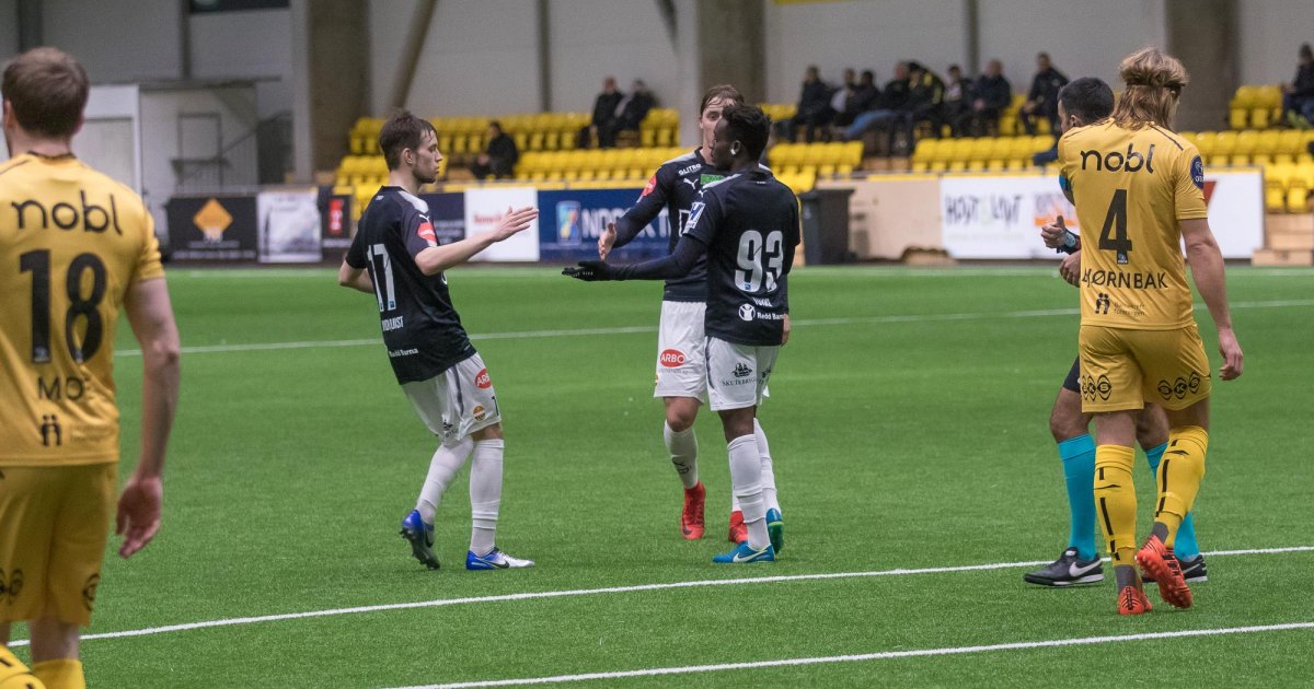 Seier I årets Første Kamp Strømsgodset